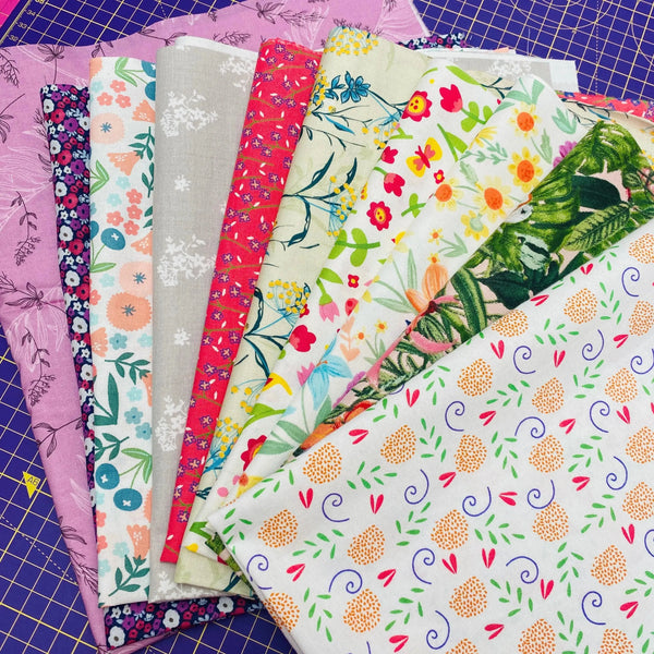Random Floral Bundle of 10 Fat Quarters - Sunnyside Fabrics UK